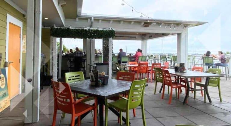 Ryan's Pizza & Pub: Menu, Prices & Restaurant Info