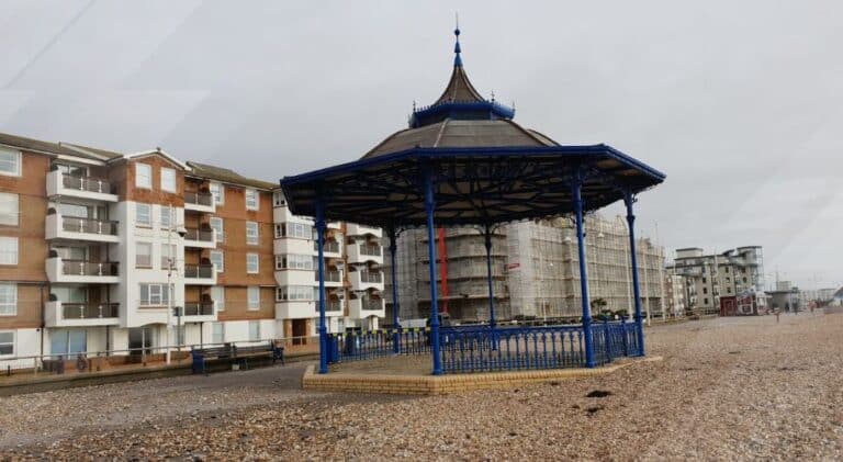 Explore Bognor Regis Beach, UK - Itinerary Plans